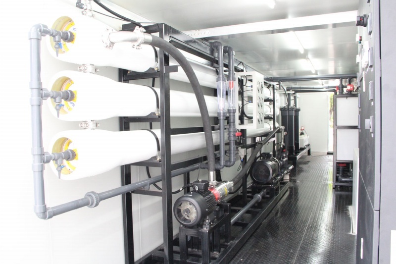 containerized sea water treatment system
